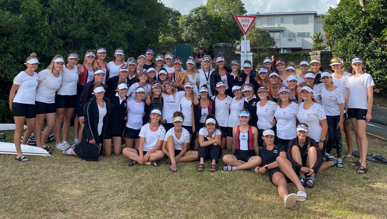 Rowing squad named girls point champs | Te Reo o Te Roto