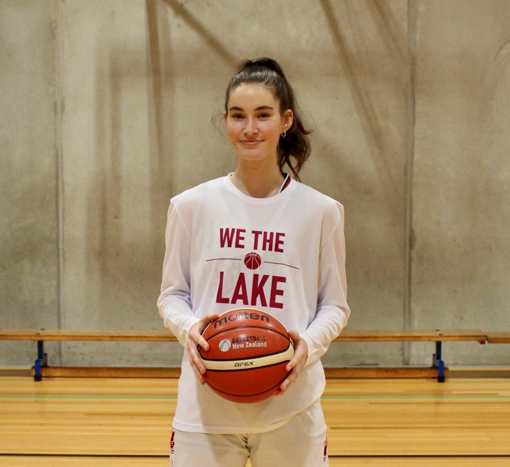 Westlake Girls Fly to NBA Basketball Camp in Abu Dhabi | Te Reo o Te Roto