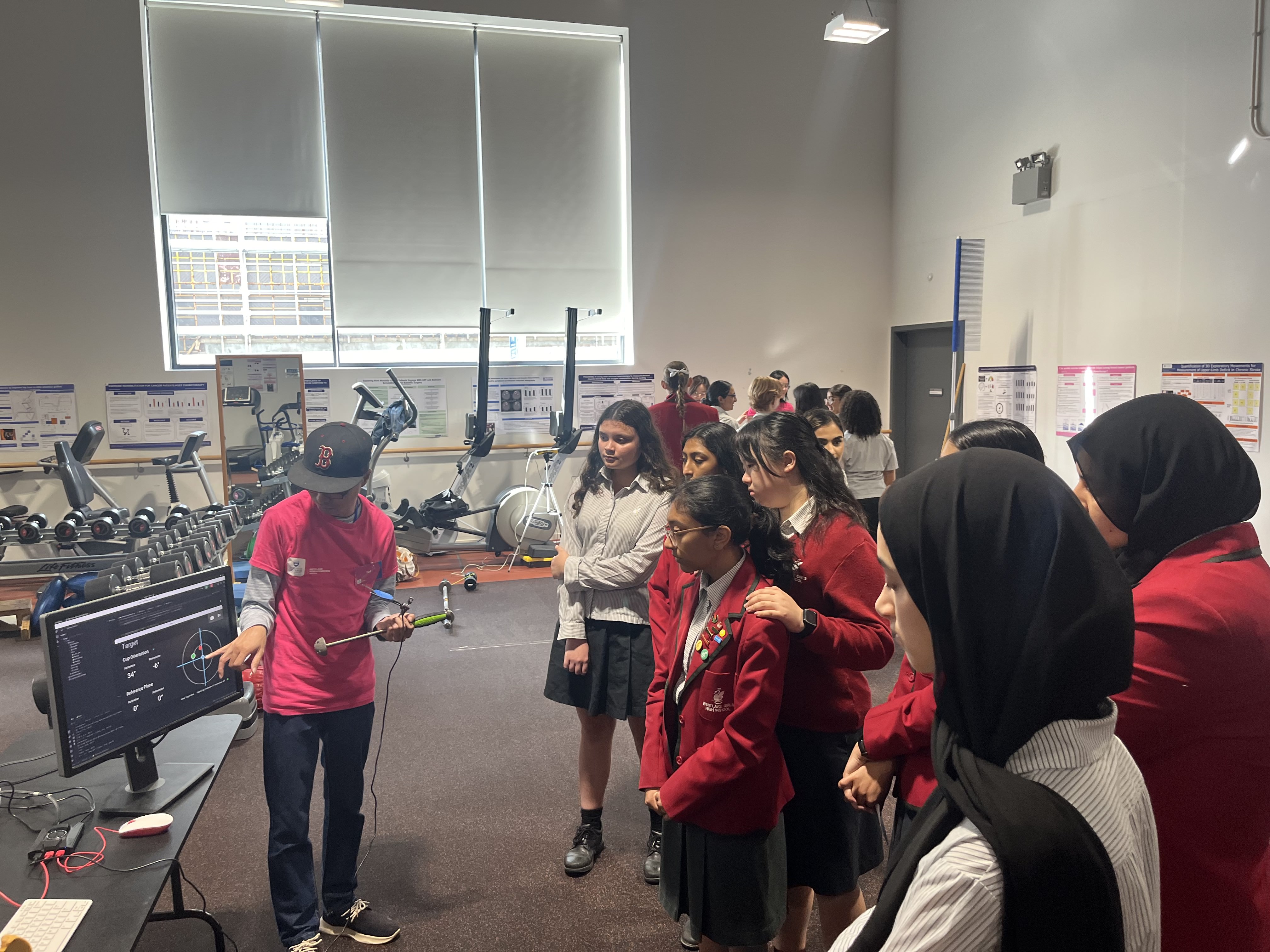 ESTEAM trip to Auckland Uni Bioengineering Institute | Te Reo o Te Roto