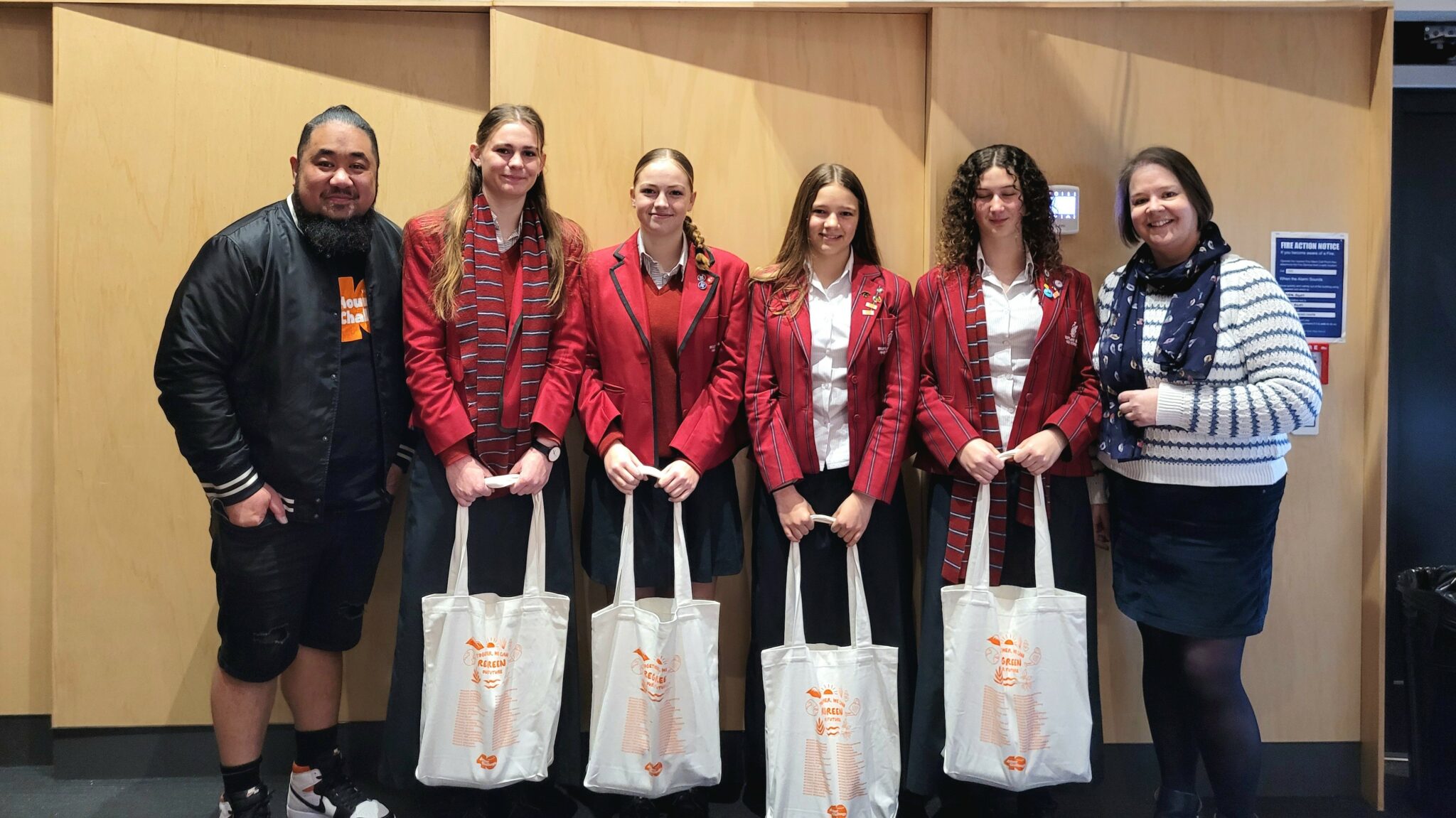 World Vision 40-hour challenge | Te Reo o Te Roto